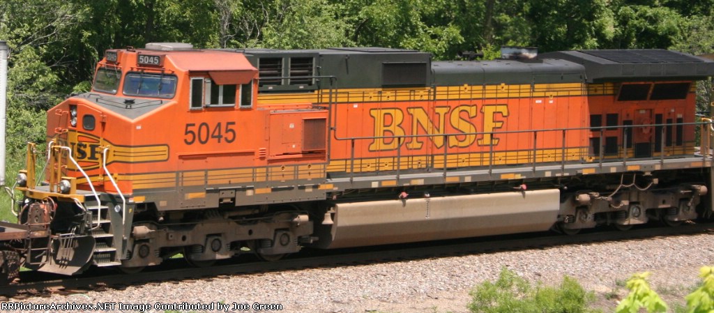 BNSF 5045